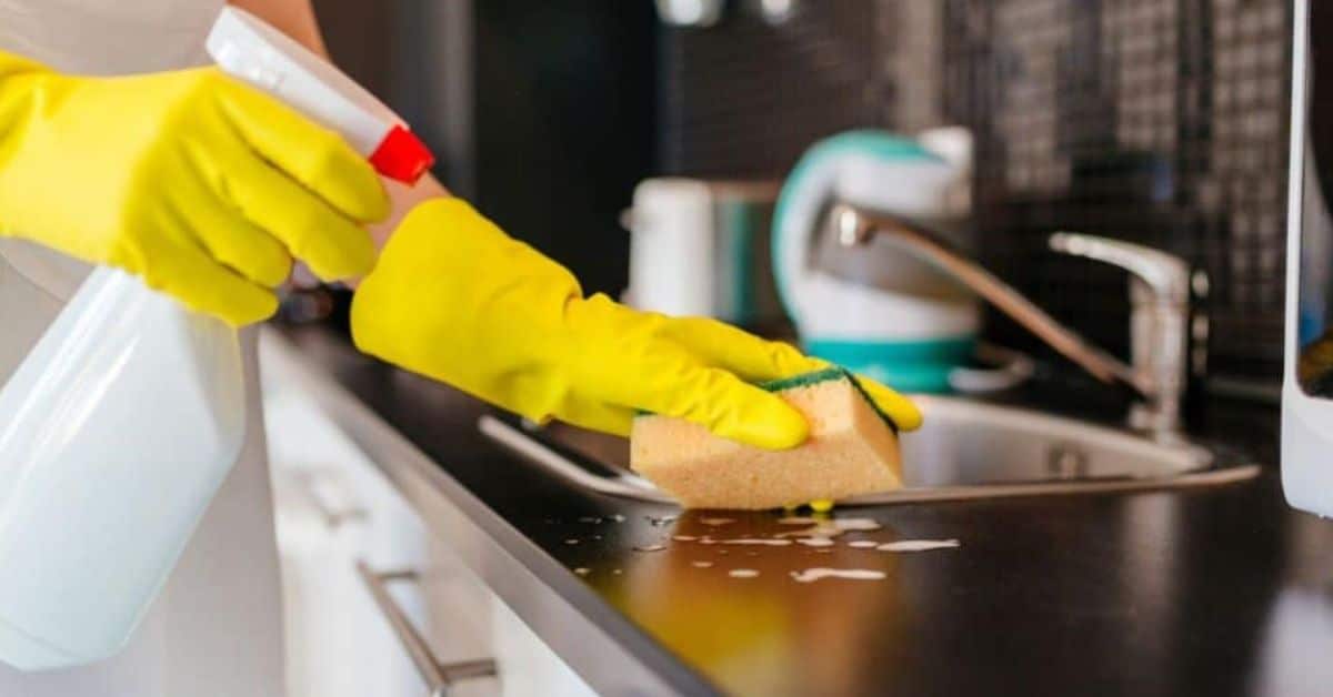 Boost Your Cleaning Efficiency with 8 Genius Tips | Ruby Red Cleaning